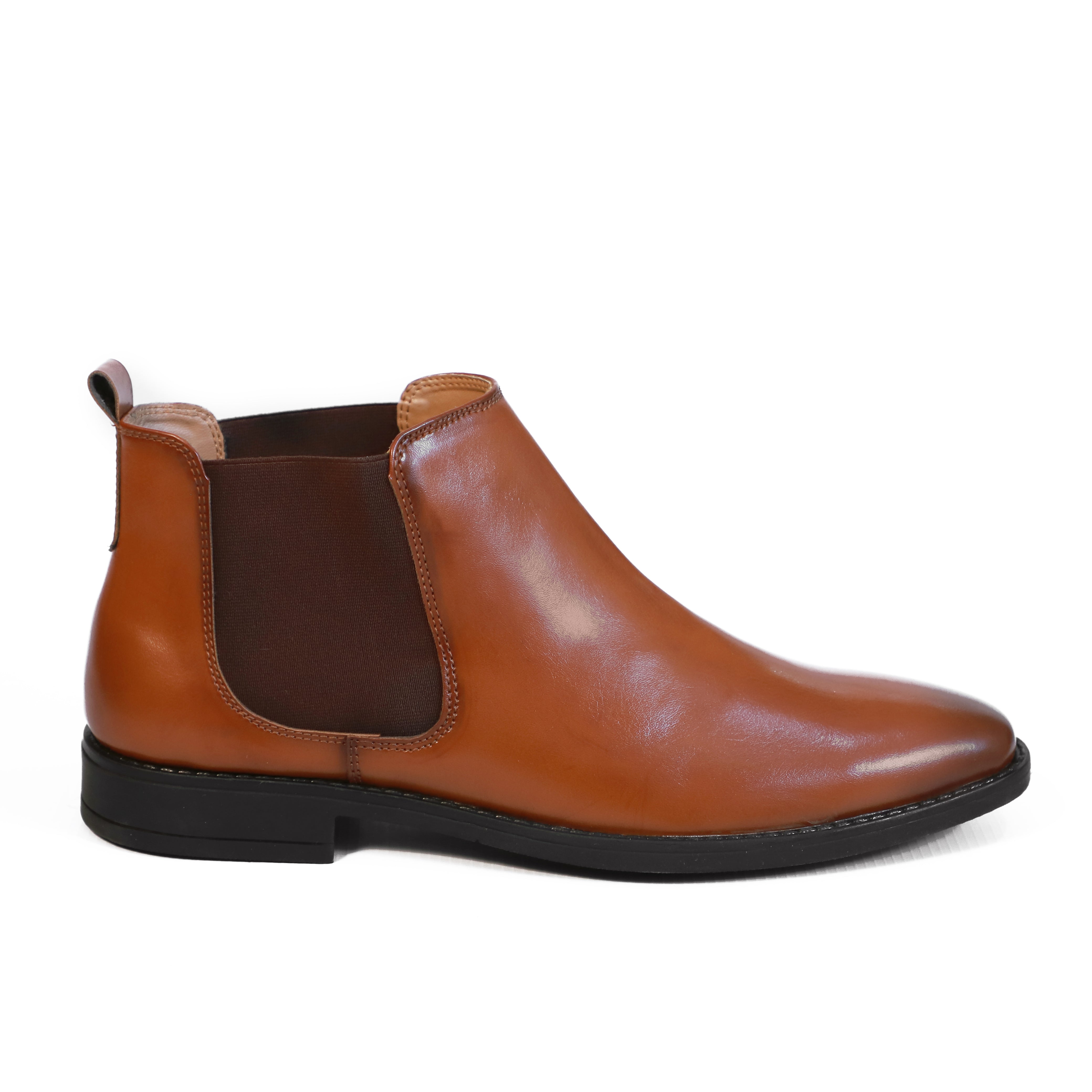 NICHE Classic Tan Chelsea Boots